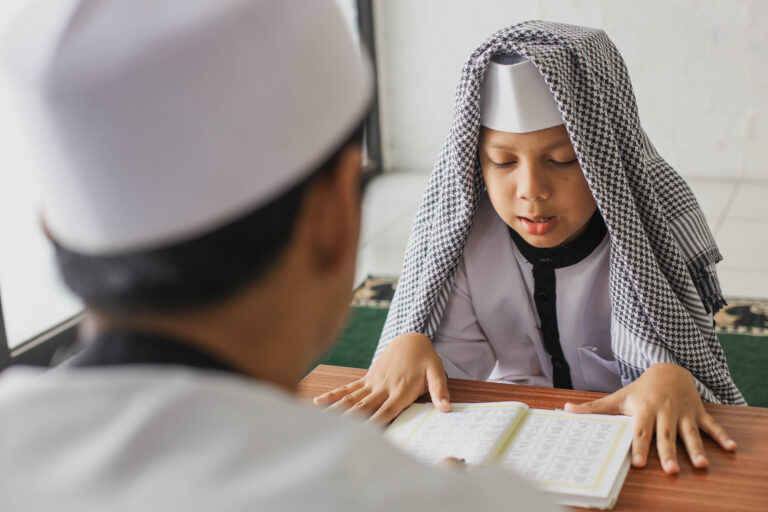 About Us Learn Quran Online With Dr Farhat Hashmi Islamic Education